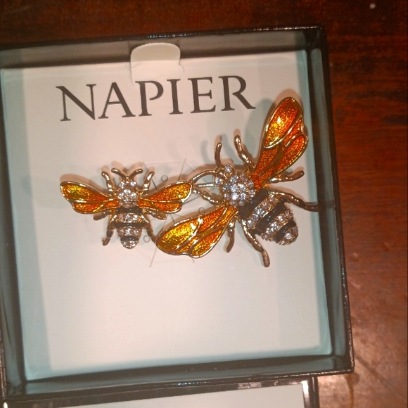 Napier | Jewelry | Napier Bee Brooch In Box | Poshmark